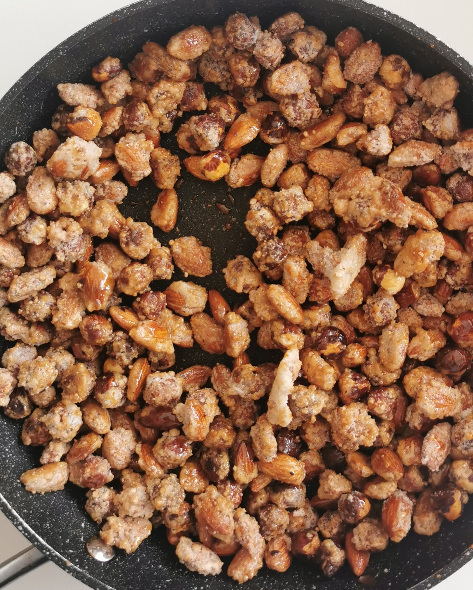French Praliné (caramelized nuts butter) - The Pastry Nerd